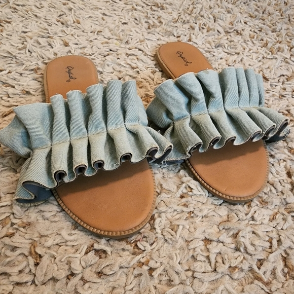 Qupid | Shoes | Qupid Slide Sandel | Poshmark